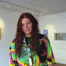 Delaine Le Bas – Framer Framed