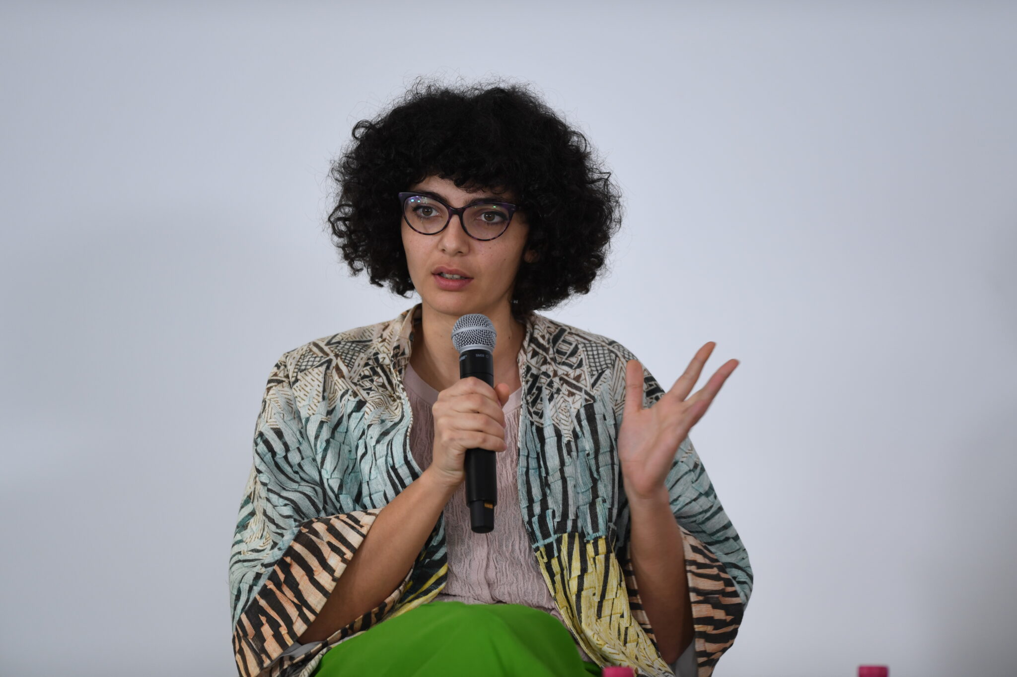 Lara Khaldi – Framer Framed